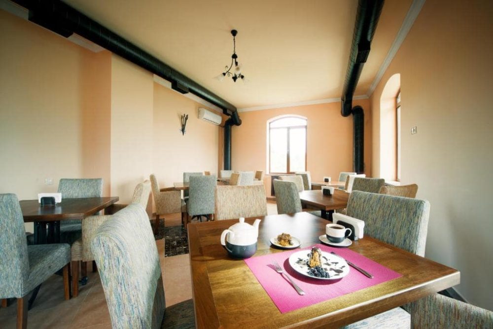 Lastiver Resort - Yerani Travel