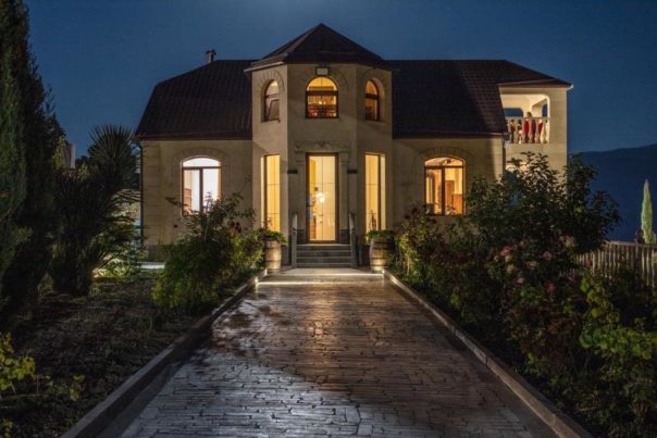 Lastiver Resort - Yerani Travel