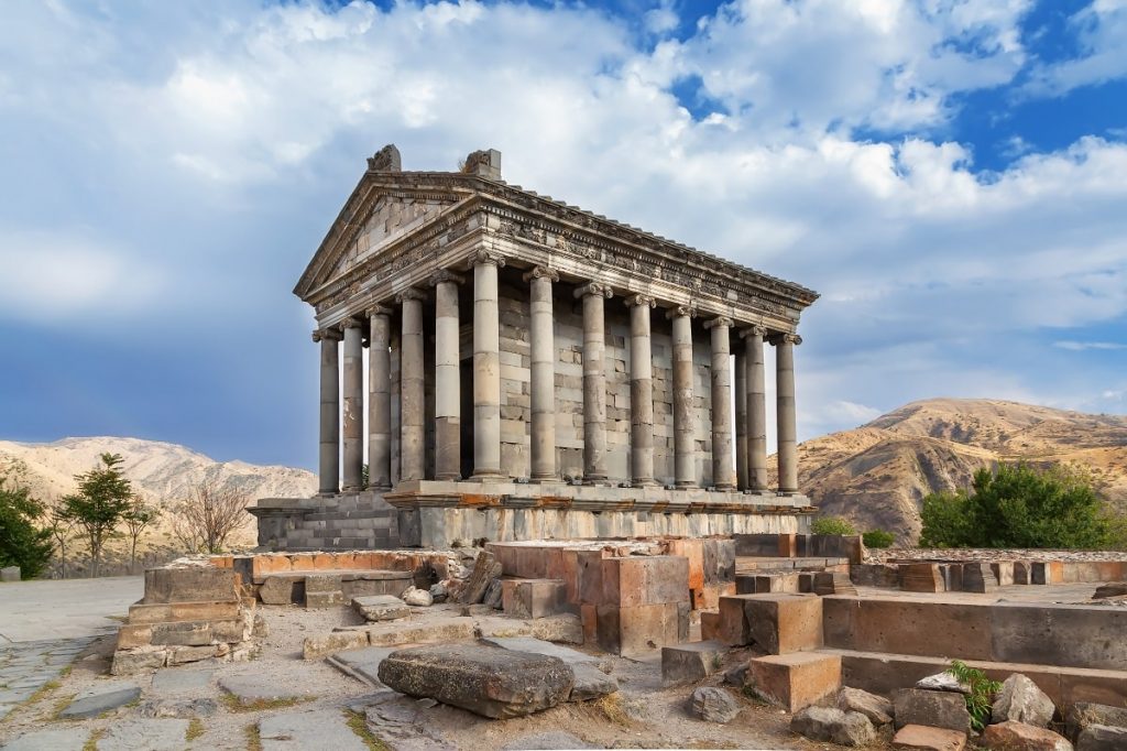 Tour to Garni Temple, Geghard Monastery - Yerani Travel